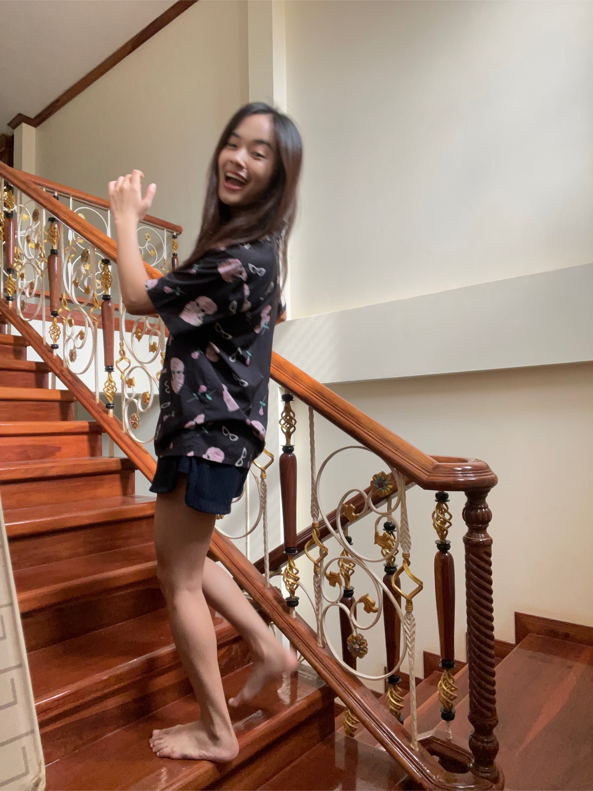 Earn BNK48. Check out these amazing videos! - iAM48 Official Application