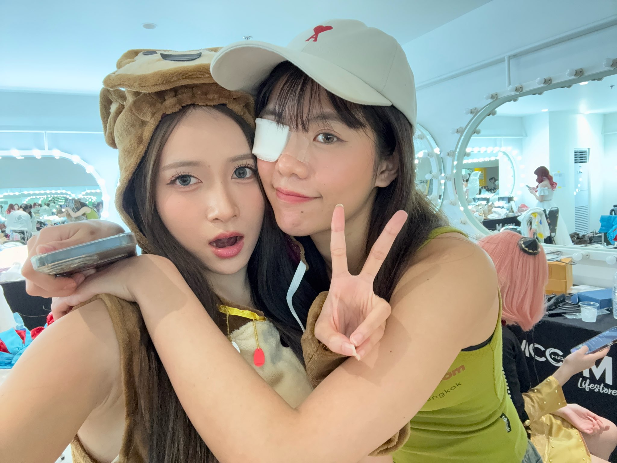 Hoop BNK48. Check out these amazing videos! - iAM48 Official Application