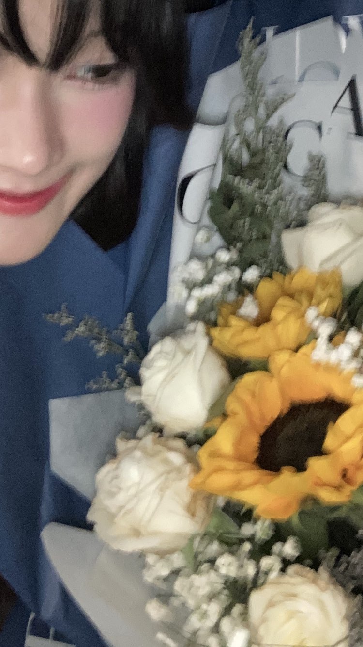 Prae CGM48. Check out these amazing videos! - iAM48 Official Application