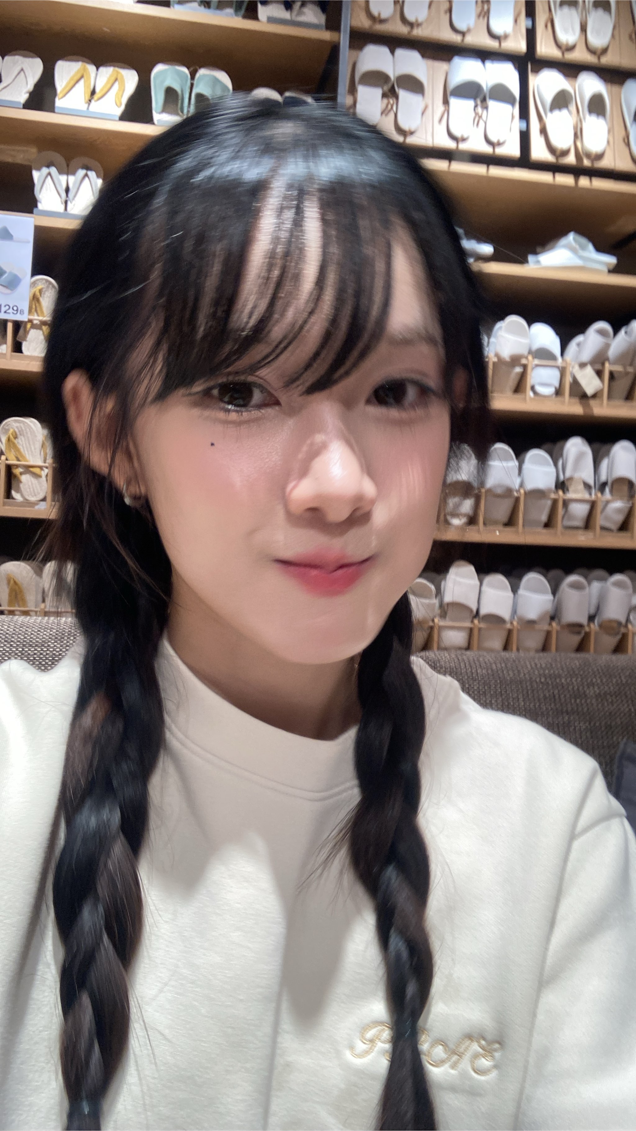 Prae CGM48. Check out these amazing videos! - iAM48 Official Application