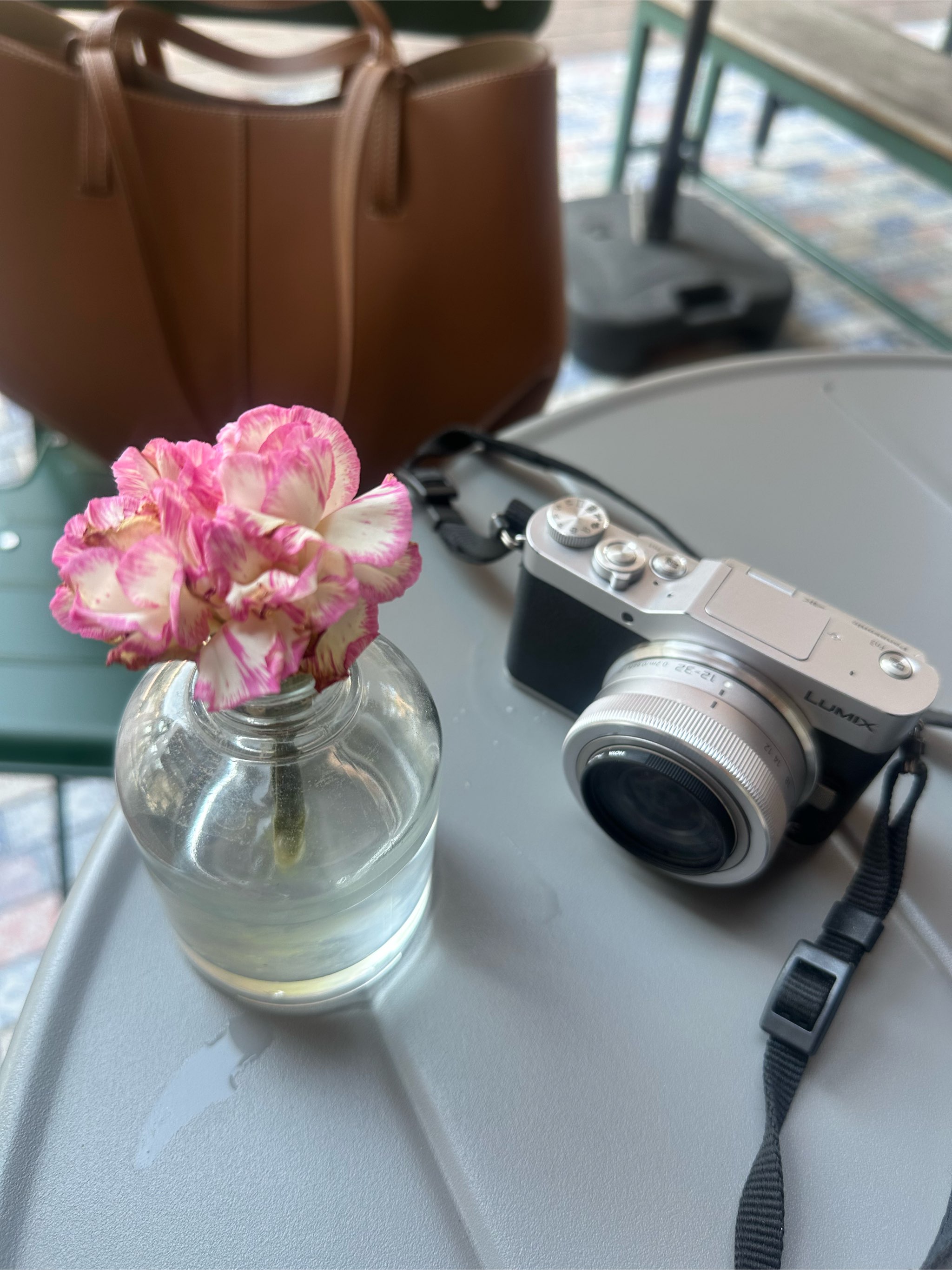 Check out Emma 's live! - iAM48 Official Application