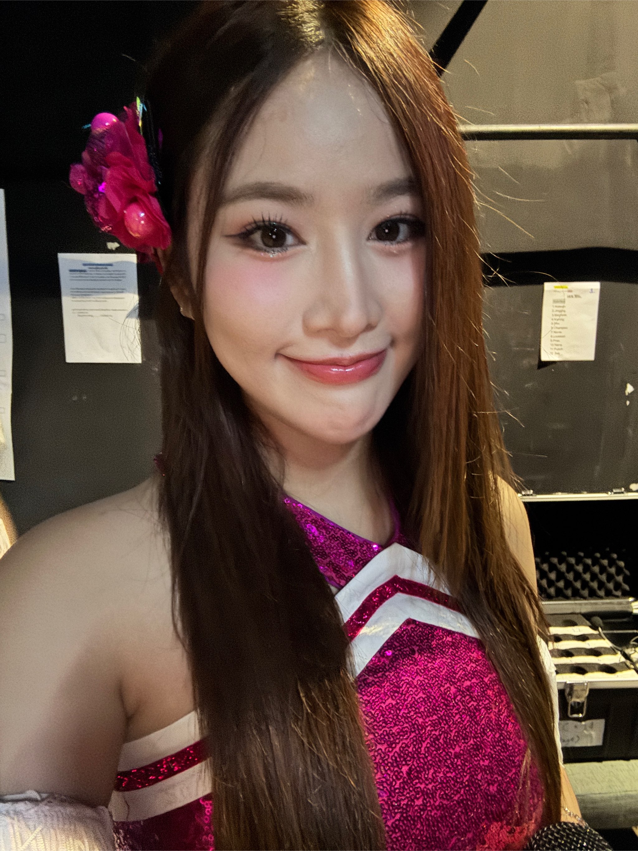 Check out Kaiwan 's live! - iAM48 Official Application